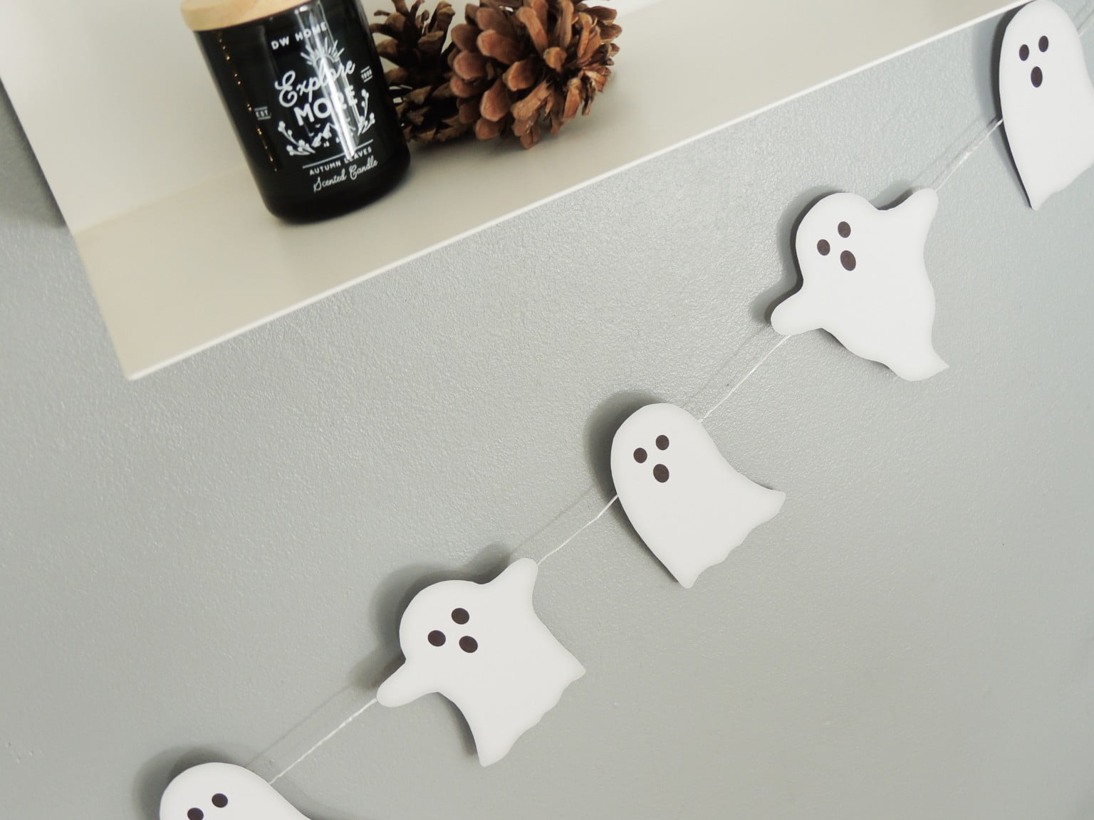 DIY Ghost Bunting - Free Printable | DIY Halloween Decorations