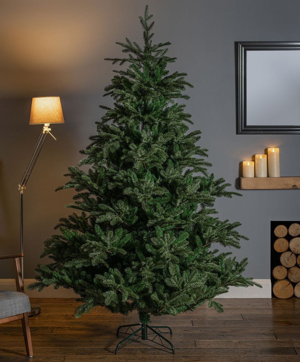The best realistic artificial Christmas trees for 2022 - In Two Homes